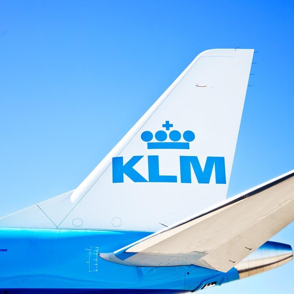 KLM is first airline out the gates with Whatsapp Business presence ...